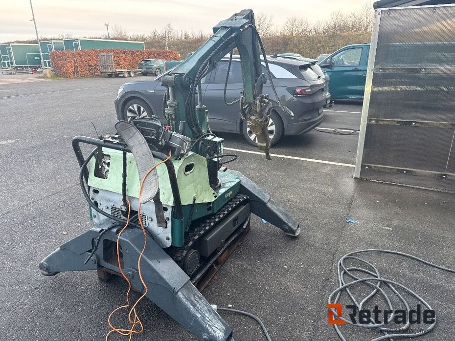 Nedbrydningsrobotter Brokk, 90 (2011) Maskinbladet